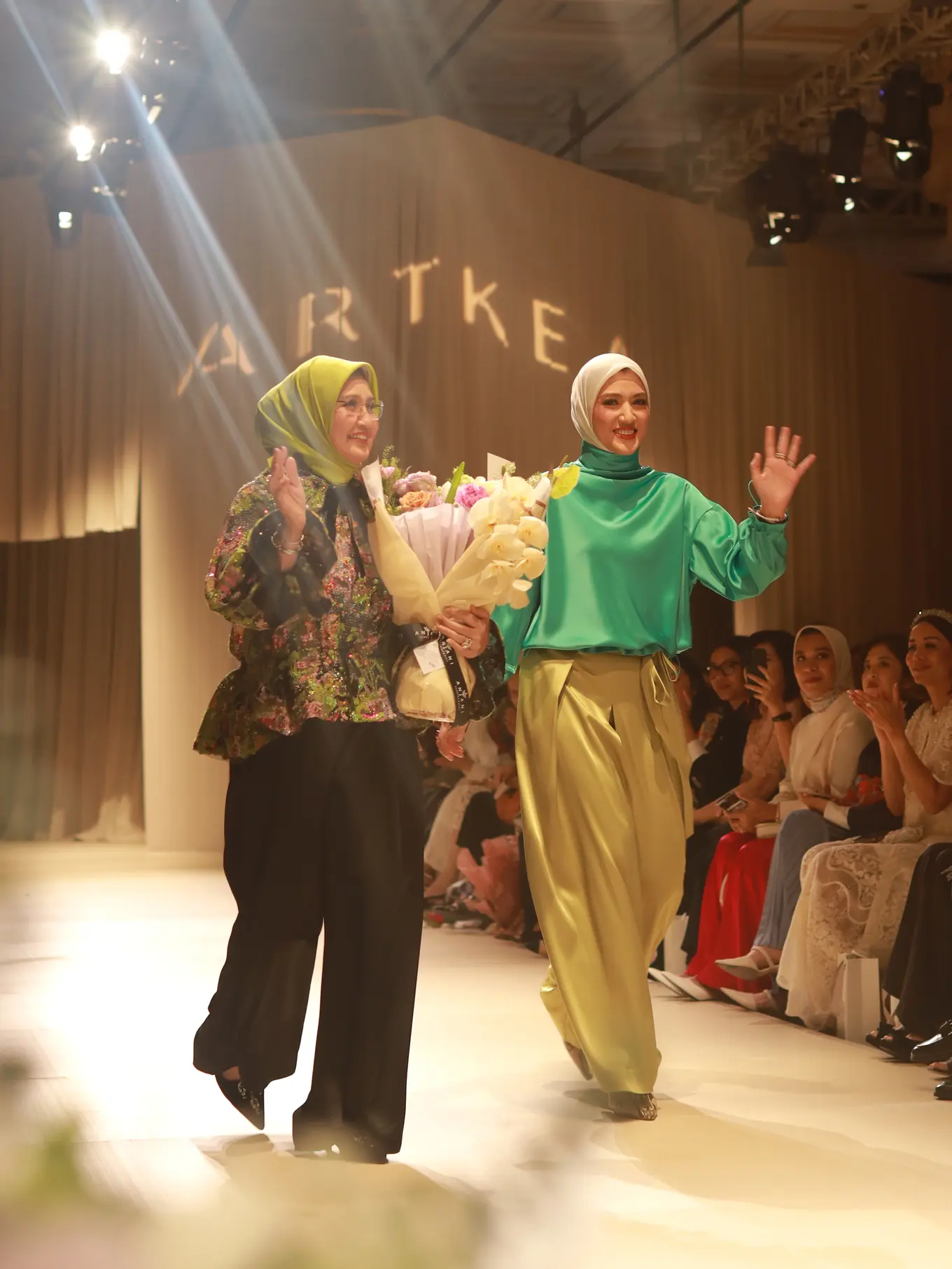 Fimela Figure: Cerita Atya Sardadi Meneruskan Bisnis Keluarga ...
