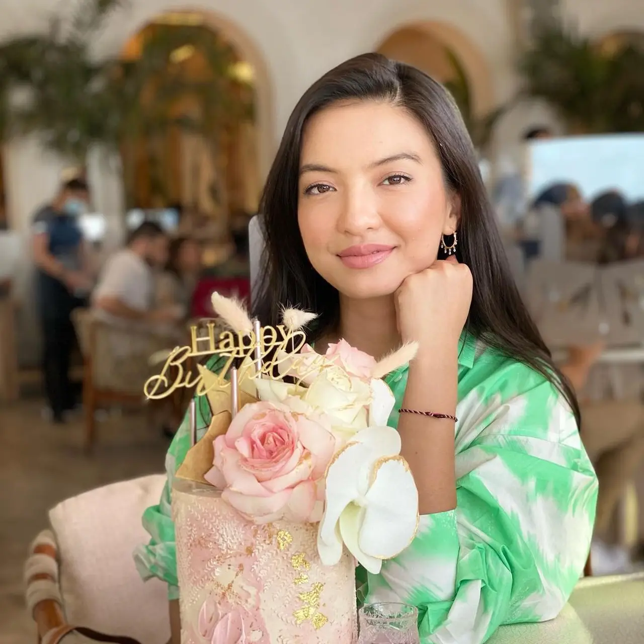 6 Artis Ini Langsung Jadi Peran Utama di Debut Film, Terbaru Fujianti ...