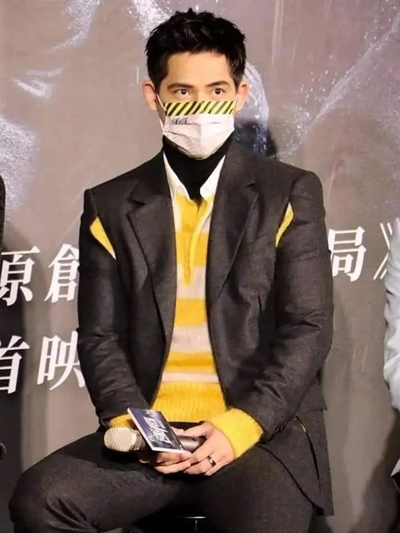 8 Potret Terbaru Vic Zhou 'Meteor Garden', Makin Menawan di Usia 40 ...
