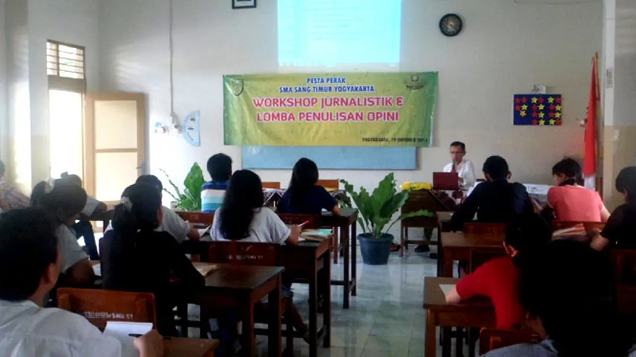 Pelatihan Jurnalistik di SMA Sang Timur Yogyakarta - Citizen6 Liputan6.com