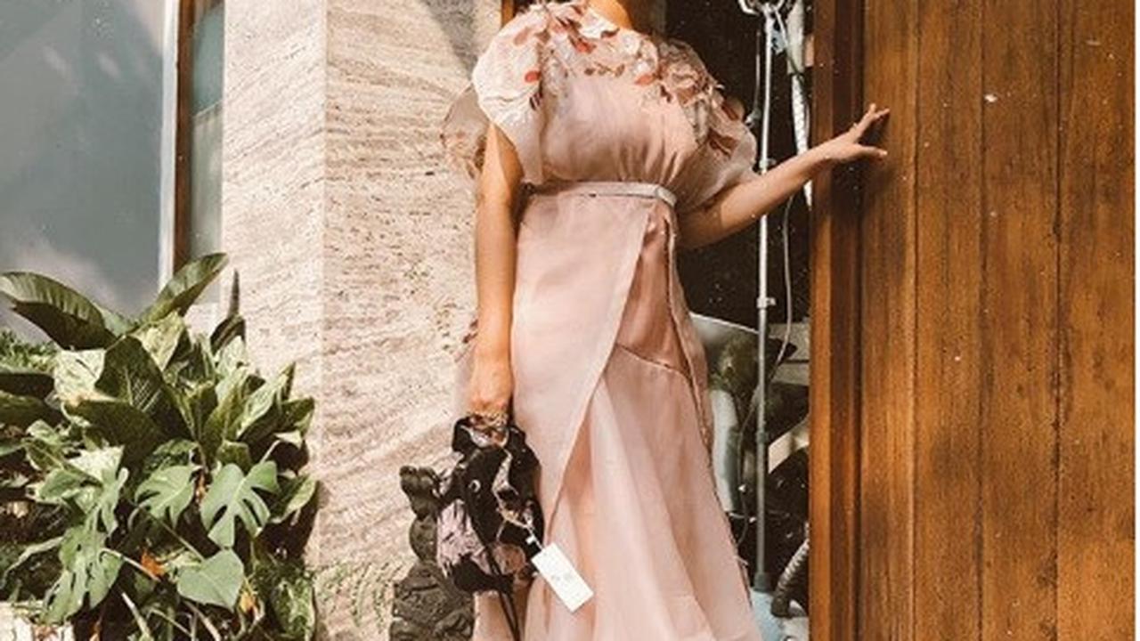 Trik Tampil Cantik nan Simpel di Lebaran Nanti ala Tyna Kanna Mirdad
