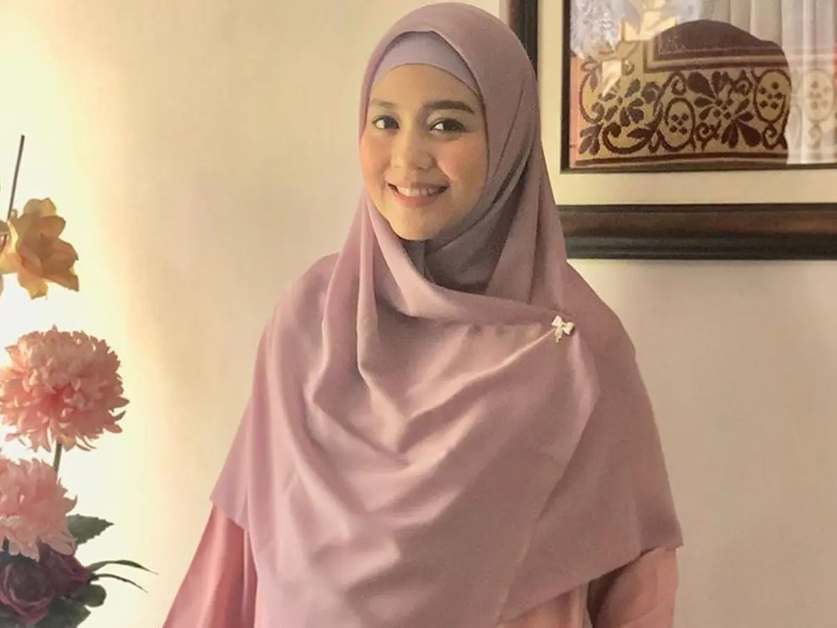 Tutorial Hijab Style Nuri Maulida