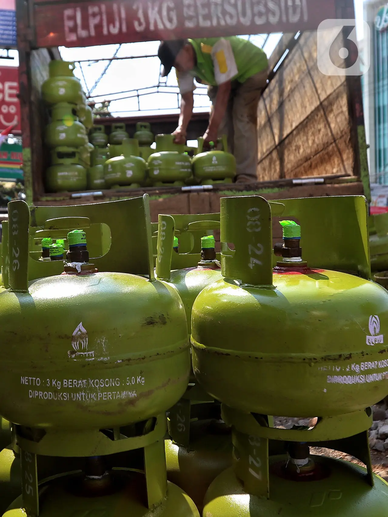Ingat, Beli LPG 3 Kg Wajib Bawa KTP Mulai Tahun Depan - Bisnis Liputan6.com