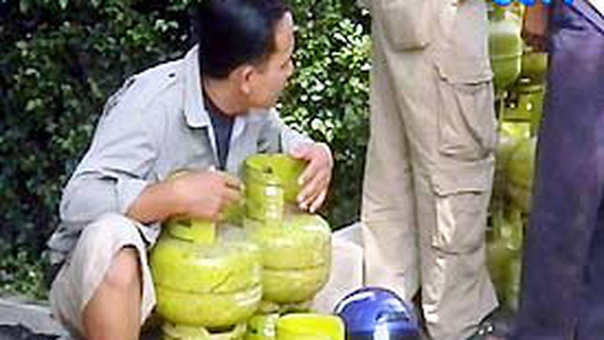 Kelangkaan Elpiji di Demak Belum Teratasi - News Liputan6.com