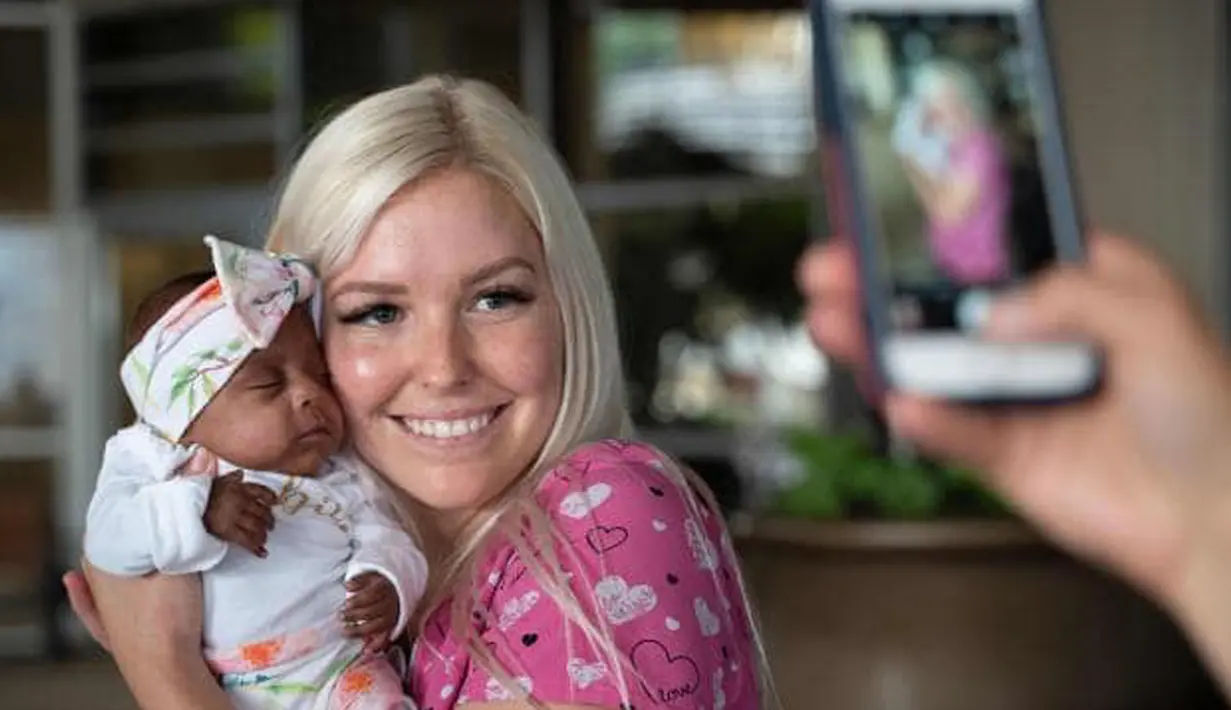 FOTO: Saybie, Bayi Terkecil di Dunia yang Lahir Sebesar Apel - Foto ...