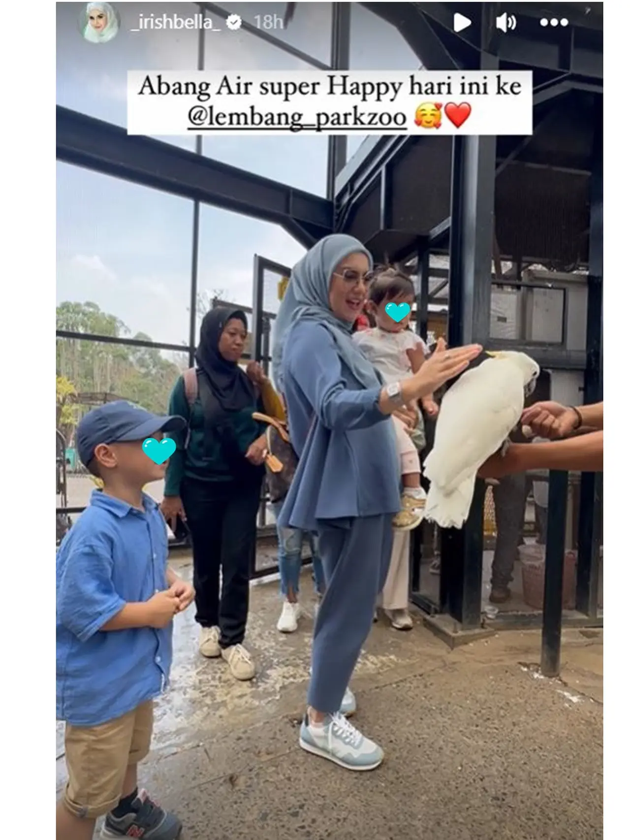 Masih Tanpa Ammar Zoni, Ini 6 Potret Irish Bella Ajak Anak Pelesir ke Lembang - Hot Liputan6.com