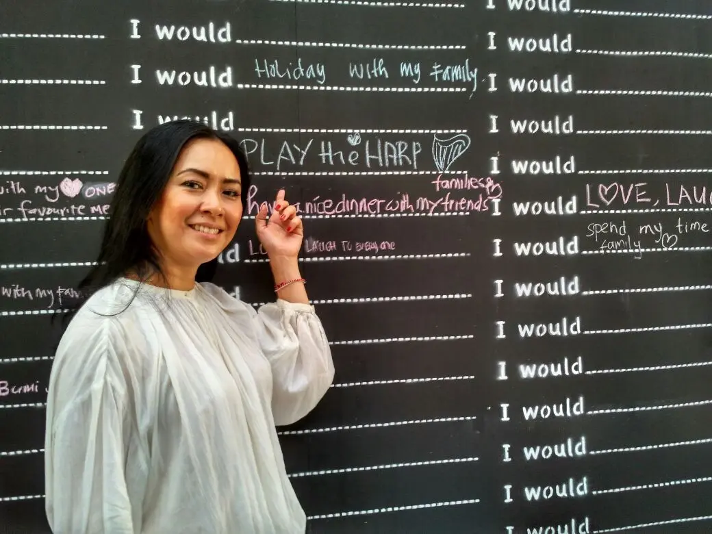 Jika Hari Ini Akhir Hidupnya, Maya Hasan Pilih Bermain Harpa - Health ...