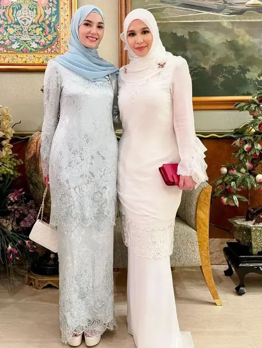 6 Gaya Kerudung Princess Anisha Rosnah yang Bisa Jadi Ide Tampil Bak Royal Family saat Ramadan ...