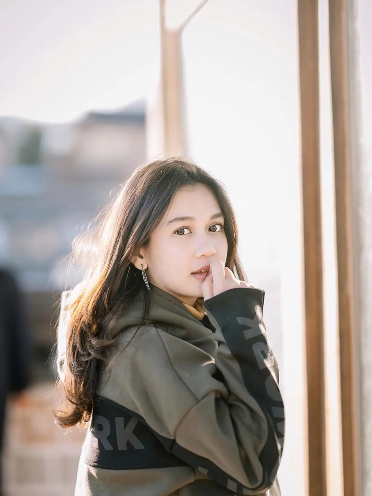 7 Potret Transformasi Dea Annisa, Bukti Pesona Imutnya Awet - Hot ...