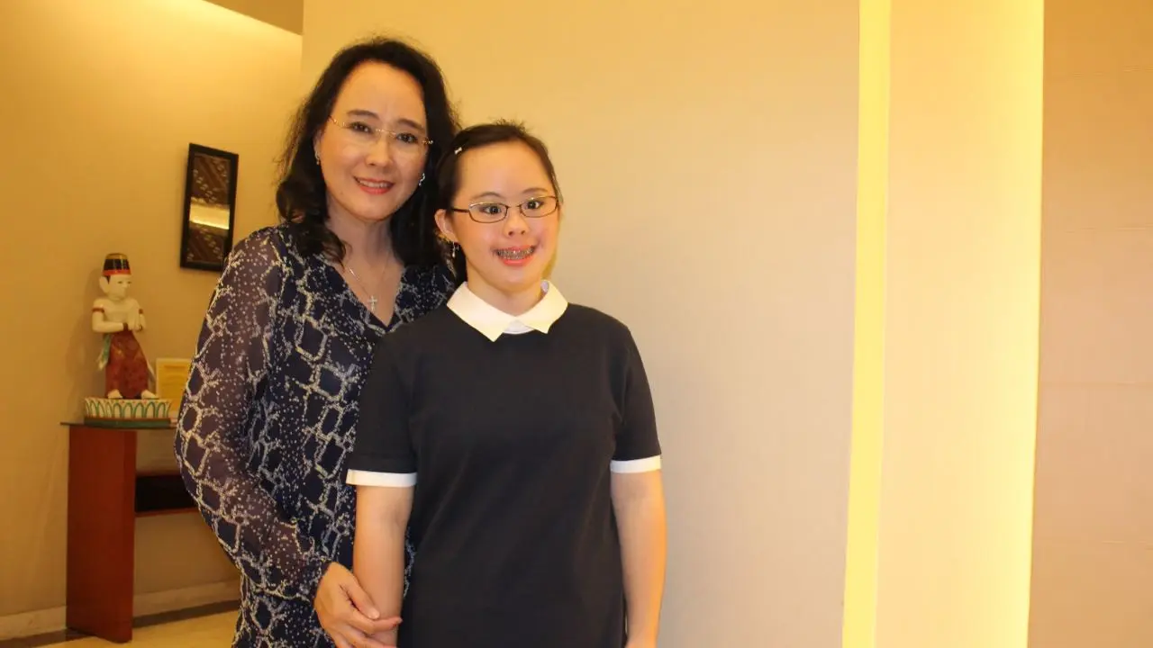 Di Balik Segudang Prestasi Stephanie Handojo, Sang Ibu Cerita ...