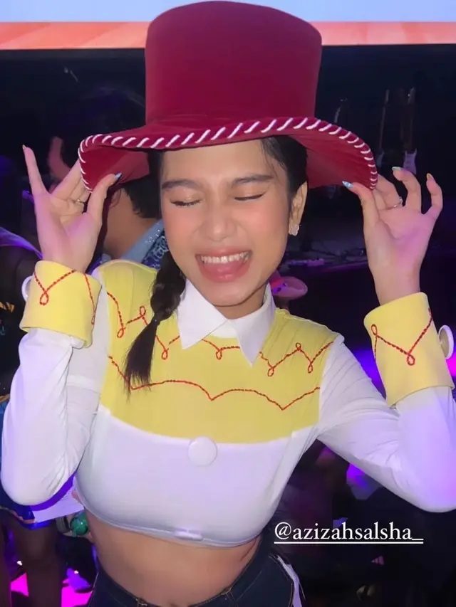 10 Momen Ulang Tahun Azizah Salsha, Dapat Ucapan Spesial dari Pratama Arhan - Hot Liputan6.com