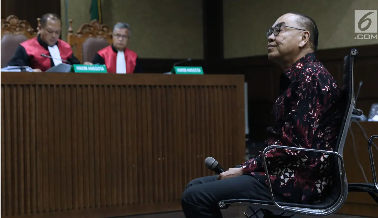 FOTO: Johannes Budisutrisno Kotjo Beri Keterangan di Sidang Suap PLTU ...