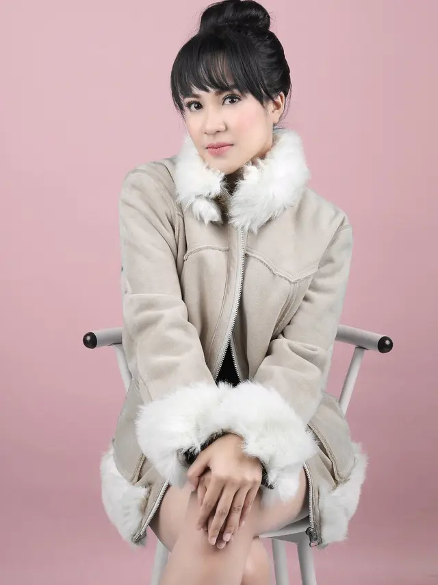 Bryce Adam Bawakan Ulang Lagu Dian Piesesha dan Meriam Bellina ...