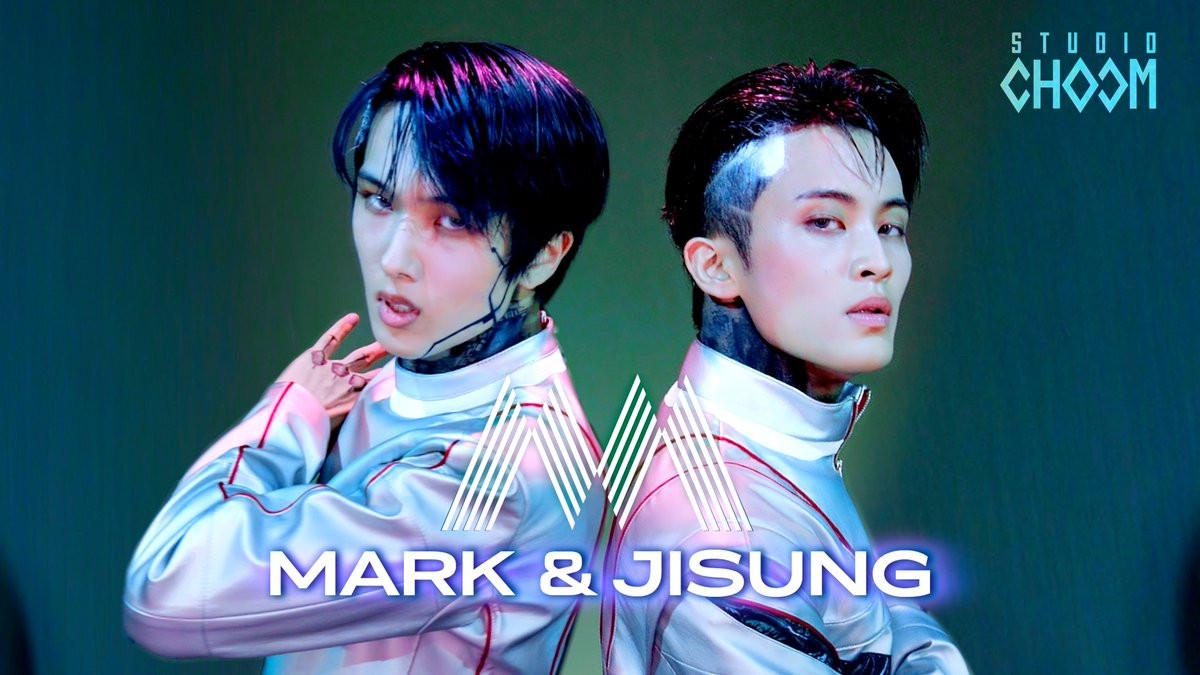 Mark dan Jisung NCT Menjadi Konsep AI dalam Penampilan MIX & MAX Studio Choom - ShowBiz Liputan6.com