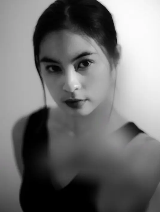 Potret Inarah Syarafina Kekasih Umay Shahab yang Punya Senyum Manis ...