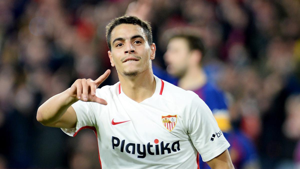 MU Naksir Striker Sevilla