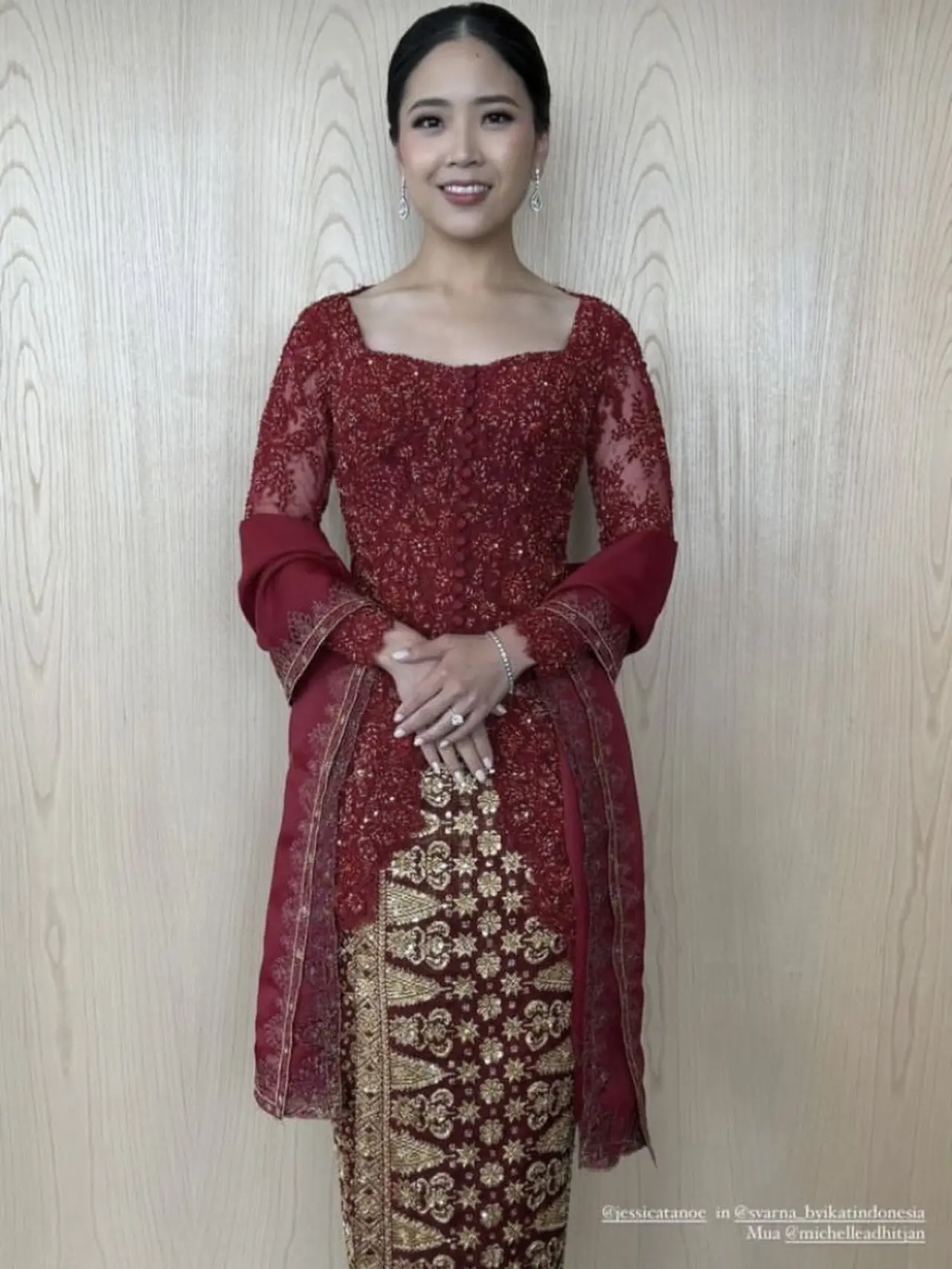 6 Potret The Sister Tanoesoedibjo Dibalut Kebaya Payet Merah pada ...