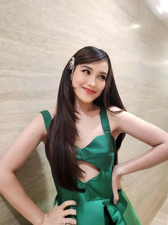 6 Potret Ayu Ting Ting Dicap Mirip Artis Korea, Makeup dan Busana ...
