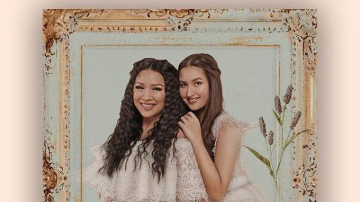 Stephanie Dougherty Siap Ikuti Jejak Titi DJ Jadi Penyanyi