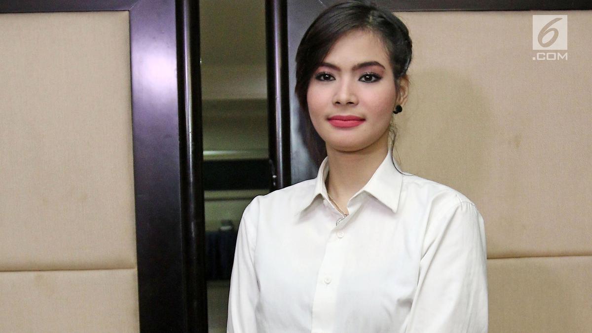 Baru Kenal Seminggu, Shyalimar Malik Diberi Hadiah Valentine Senilai ...