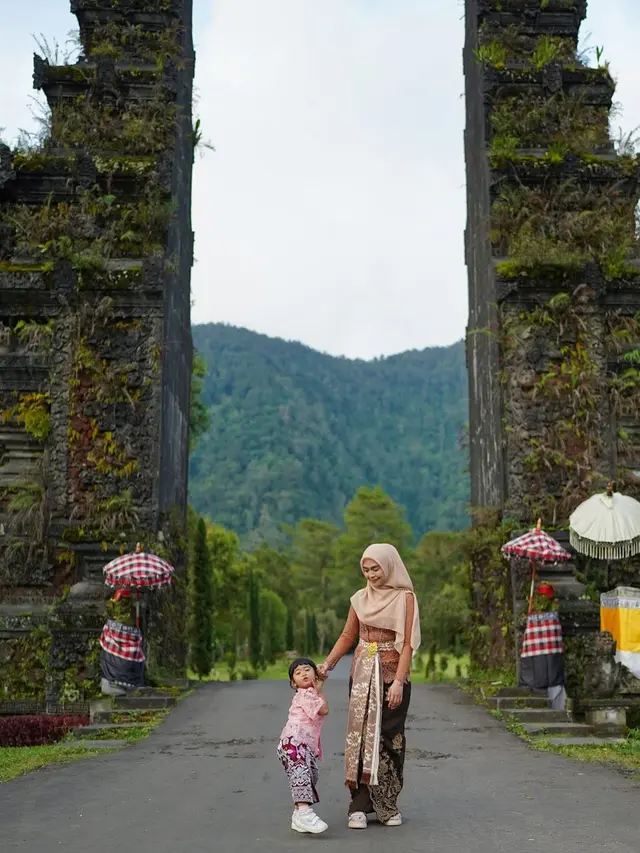 7 Potret Ria Ricis dan Moana Liburan Lebaran di Bali dan Sumba, Nikmati Keindahan Alam - Hot ...