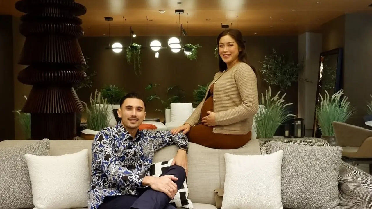 6 Potret Vincent Verhaag dan Jessica Iskandar, Pasangan Suami Istri ...
