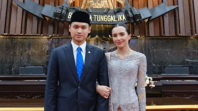 Potret Beby Tsabina Dampingi Suami Dilantik Jadi Anggota DPR RI, Tuai Pro dan Kontra Netizen ...