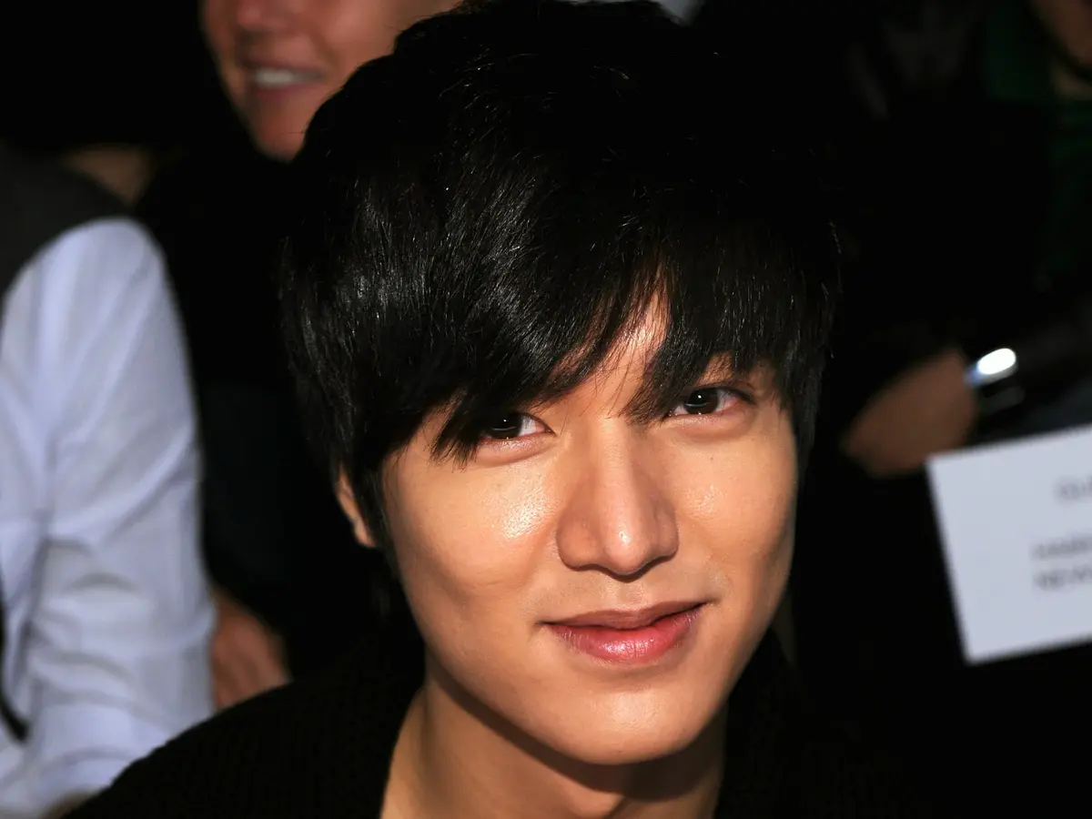 Tarik Lee's Instagram, Twitter & Facebook on IDCrawl