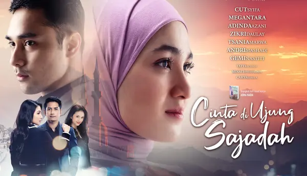 Gala Premiere Film Komang Dihadiri Raim Laode dan Istri, Siap Tayang di ...