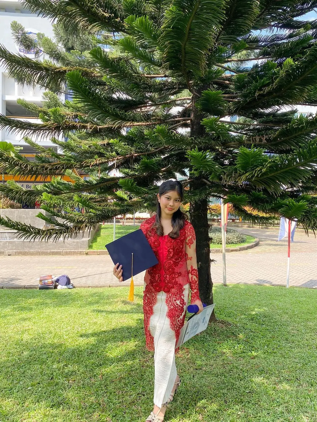 Ikuti Jejak Sang Ayah, Ini 6 Potret Sarah Suci Putri Ruhut Sitompul ...