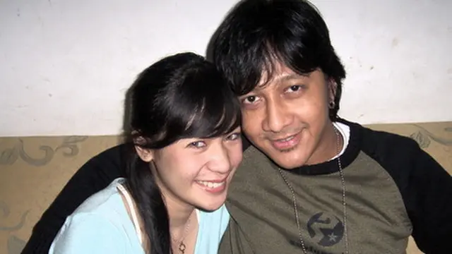 7 Potret Kenangan Andre Taulany dan Rien Wartia, Tetap Harmonis Jelang ...