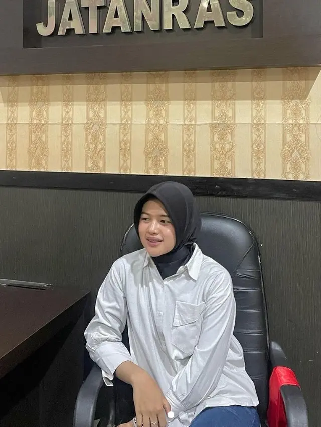 Profil dan Foto-Foto Ipda Febryanti Mulyadi, Polwan Berhijab dan Termuda Berusia 23 Tahun ...