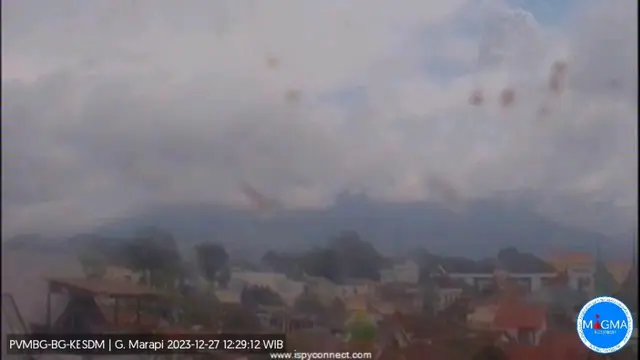 Gunung Marapi Erupsi Lagi, Lontarkan Abu Vulkanik Setinggi 1.500 Meter - Regional Liputan6.com