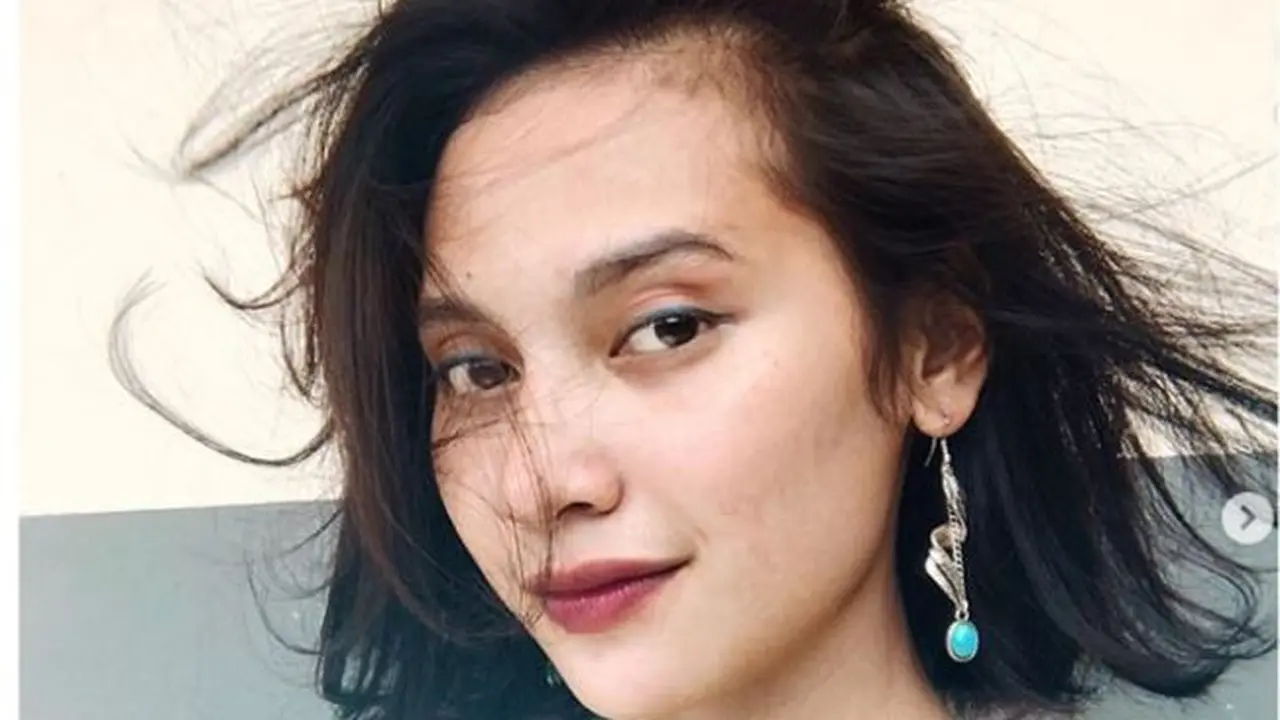 Indah Permatasari Jadi Si Manis Jembatan Ancol, Ogah Meniru Kiki ...