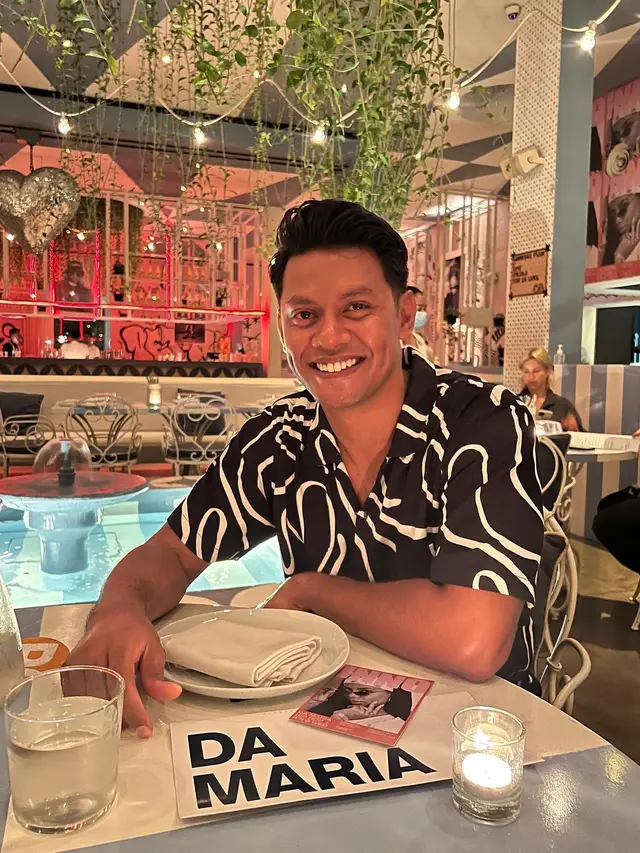 7 Potret Terbaru Marlon Abraham, Seleb TikTok yang Kini Jadi Host Acara TV
