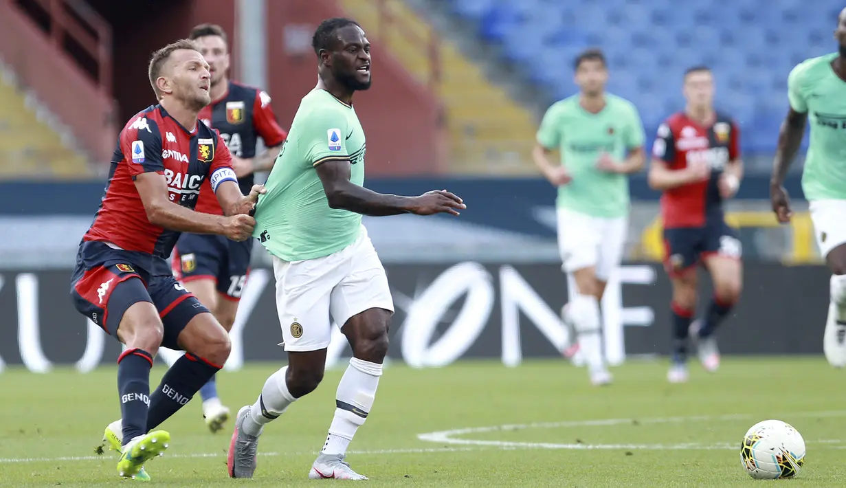 FOTO: Inter Milan Cukur Genoa 3-0 - Foto Liputan6.com