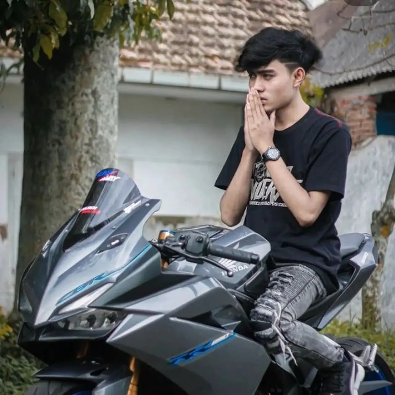 Aji Firmanto Seleb TikTok Meninggal Akibat Kecelakaan, Ini 7 Potret Kenangannya - Hot Liputan6.com