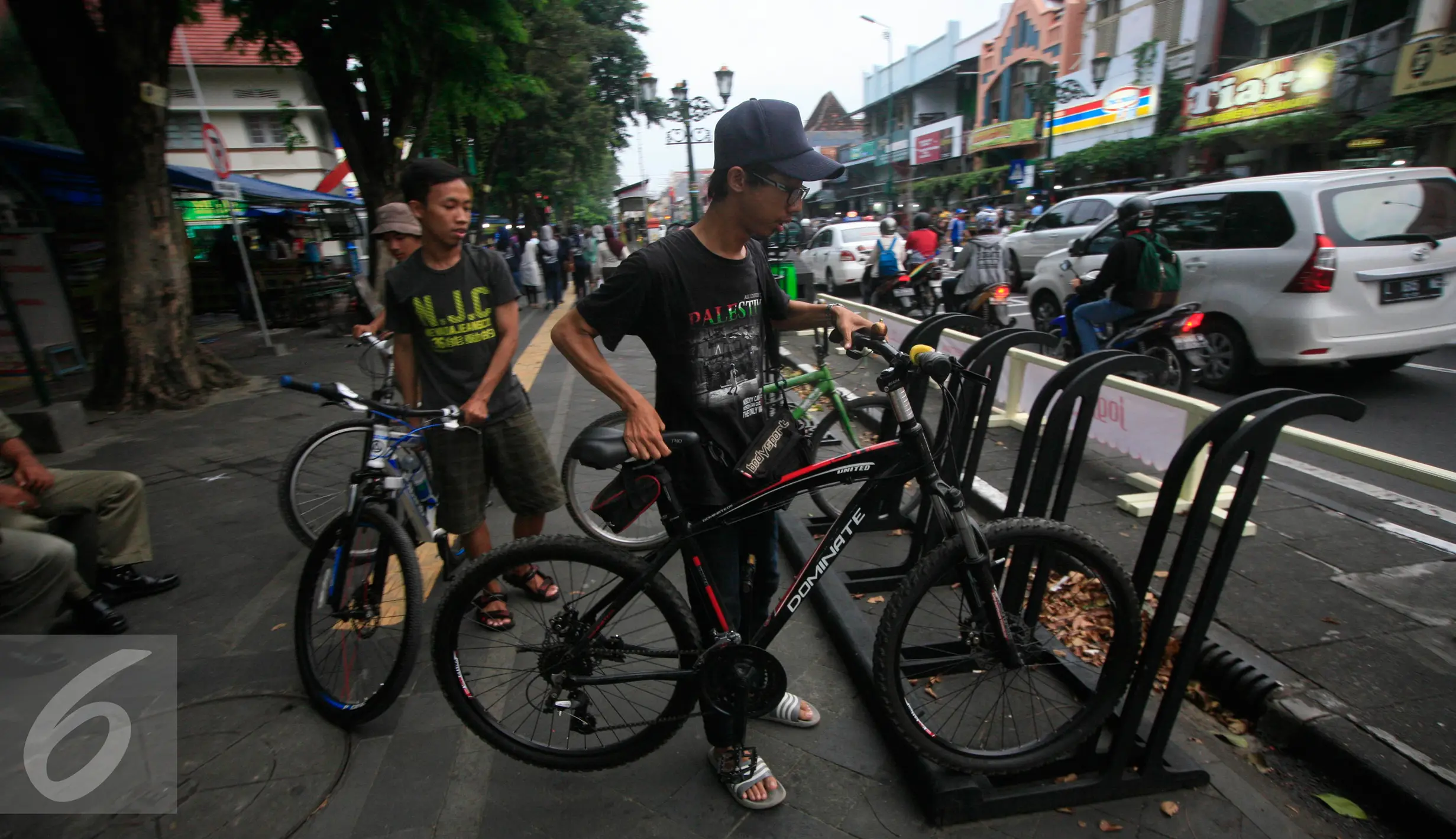 Pedestrian Malioboro Dilengkapi Parkir Sepeda - Foto Liputan6.com