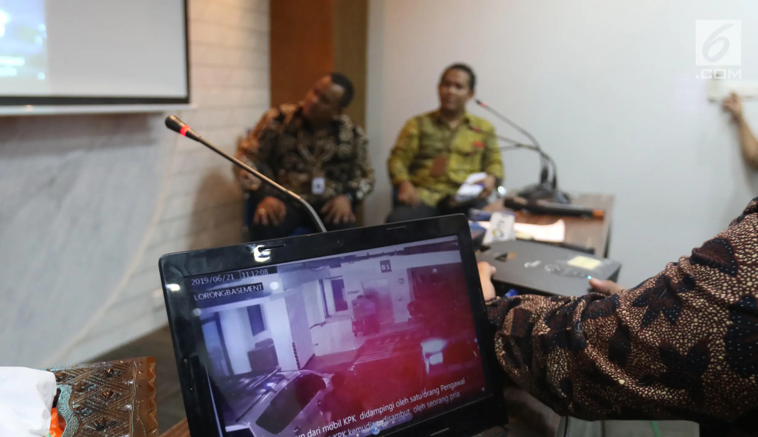 FOTO: Ombudsman Temukan Pelanggaran Terkait Plesiran Idrus Marham ...