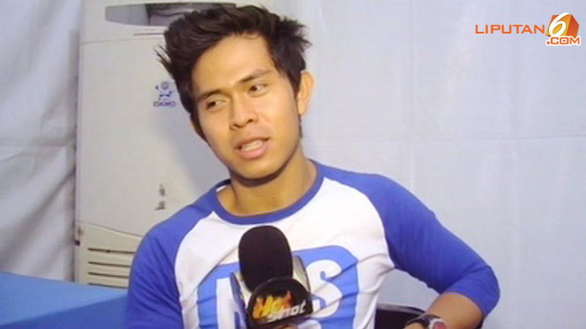 [VIDEO] Cakra Khan Setuju BBM Naik, Tapi... - ShowBiz Liputan6.com