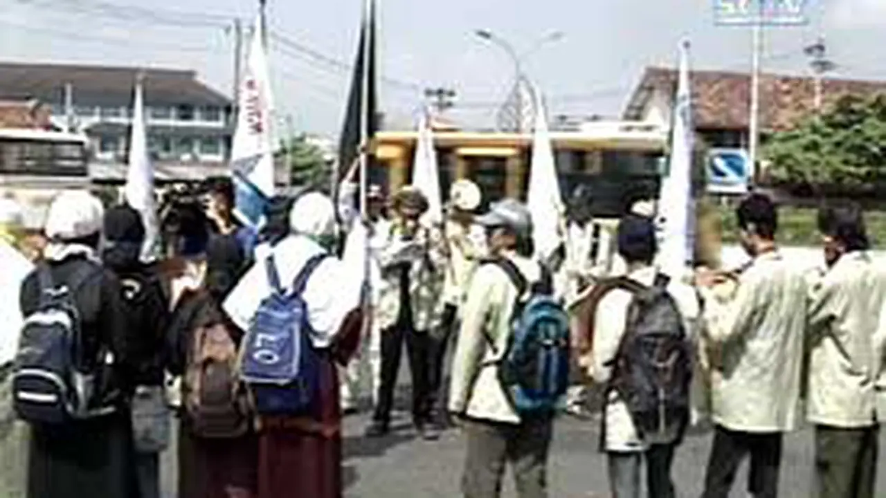 Mahasiswa UGM Prihatin Munculnya Kasus Buyat - News Liputan6.com