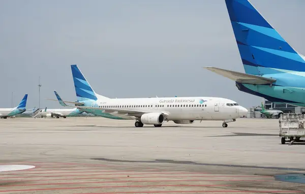 Anaknya Menikah di Usia 19 Tahun, Ini 6 Potret Andre Rosiade dan Azizah Salsha - Hot Liputan6.com