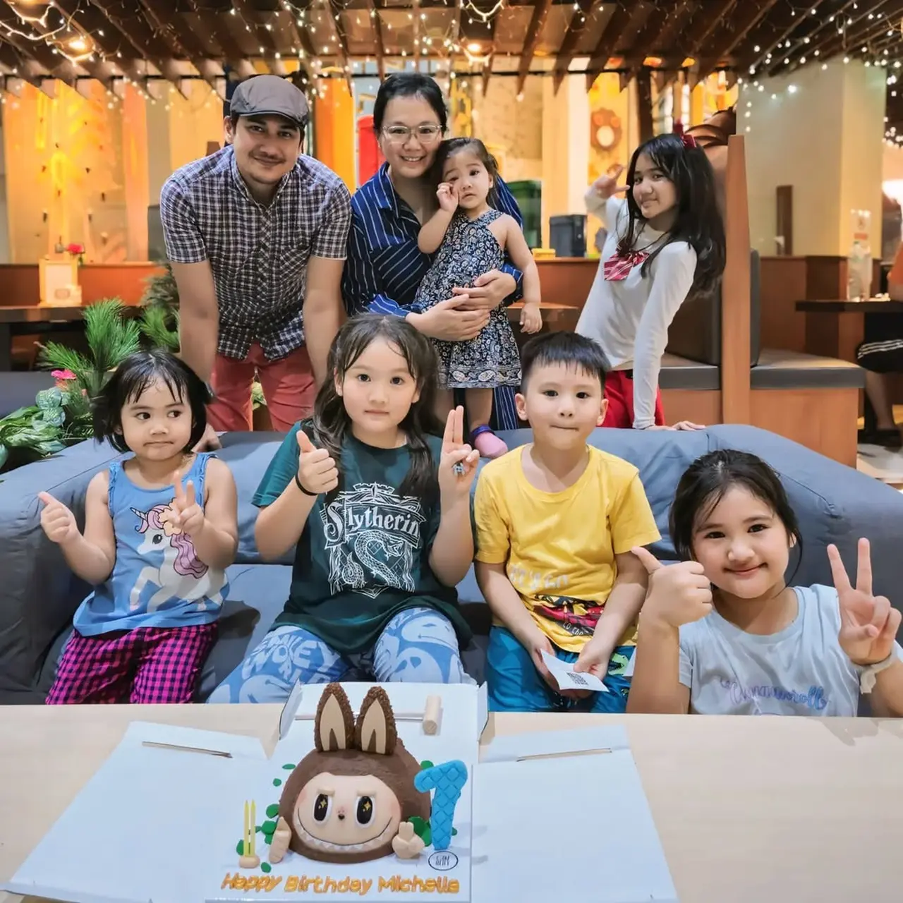 4 Potret Keharmonisan Keluarga Rama Michael dengan 6 Anak, Hangat Penuh ...