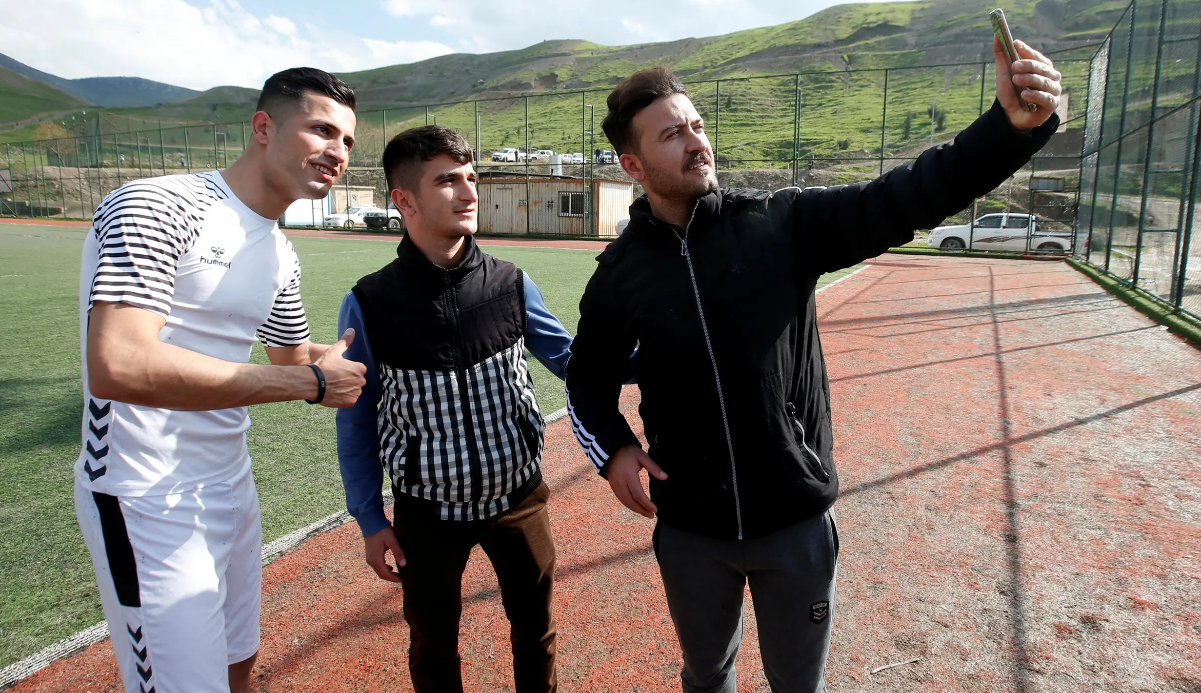 FOTO: Biwar Abdullah, Kembaran Cristiano Ronaldo Asal Irak - Foto ...