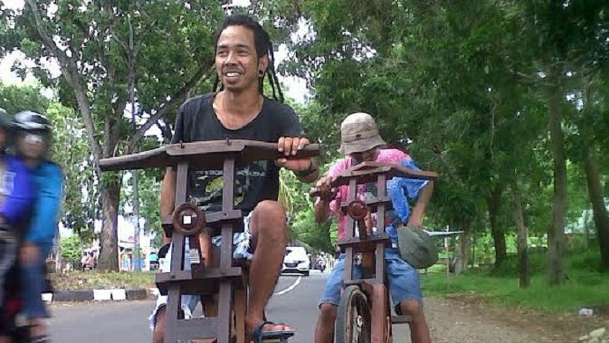 Merasakan Sensasi Sepeda Kayu dari Bengkulu - Regional Liputan6.com