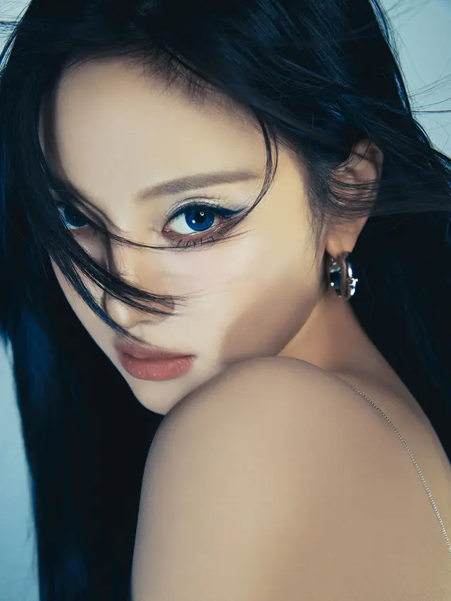 Potret Dualisme Ningning Pada Hari Ultahnya Seksi Di Teaser Comeback Imut Bareng Kue Ulang