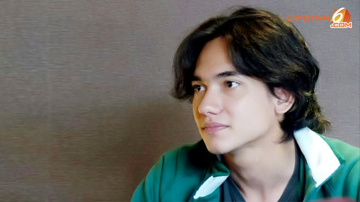 adipati dolken mantan