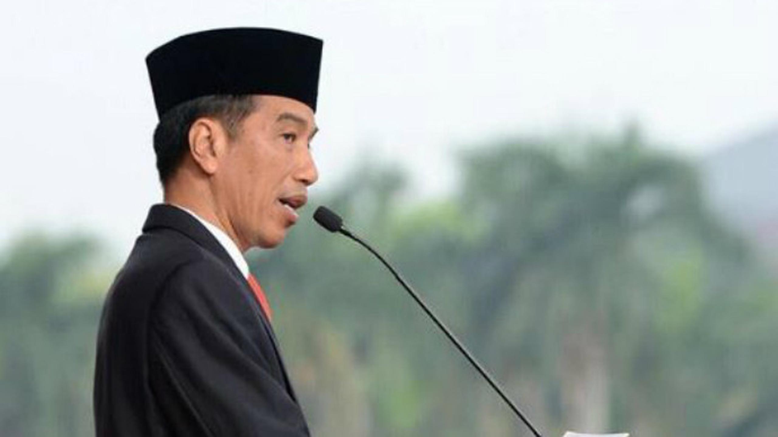Jokowi Teken PP THR PNS dan Gaji ke-13, PPPK hingga Pejabat Negara Kebagian