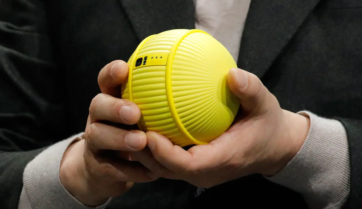 FOTO: Robot - Robot Unik Dipamerkan di CES 2020 - Foto Liputan6.com