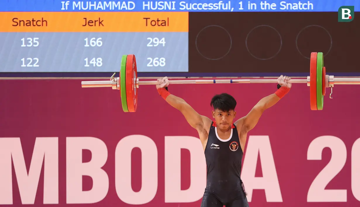 Foto: Persembahkan Medali Pertama untuk Tim Angkat Besi Indonesia ...